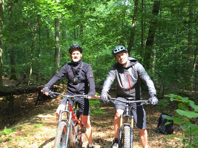 Flowtrail Stromberg: Mountainbiken auf Trails - People Abroad