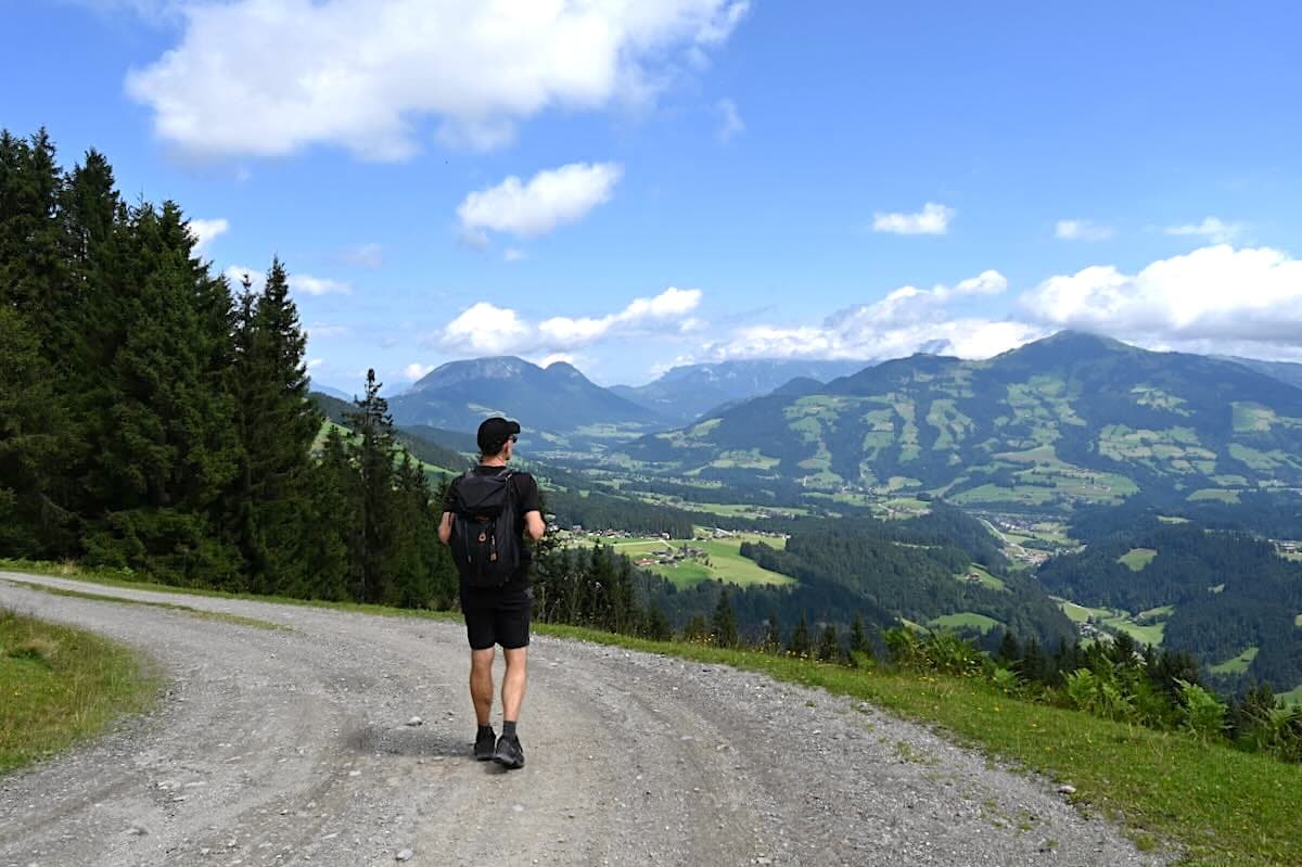 KAT Walk Alpin: Wandern in den Kitzbüheler Alpen - People Abroad